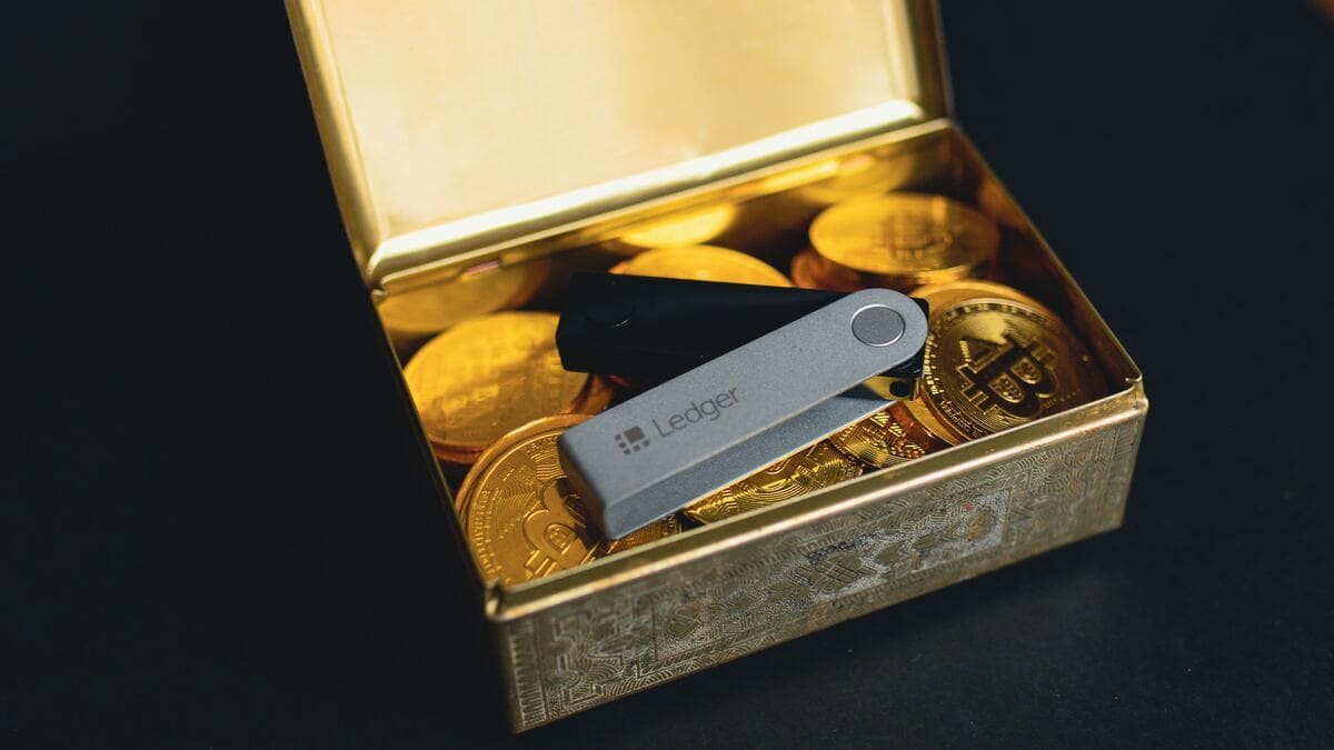 Ledger Lanza Sistema de Recuperación de claves privadas Basado en la ...